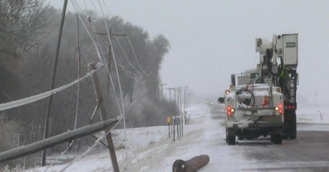 More snow expected as spring blizzard slams central U.S. - CBS News