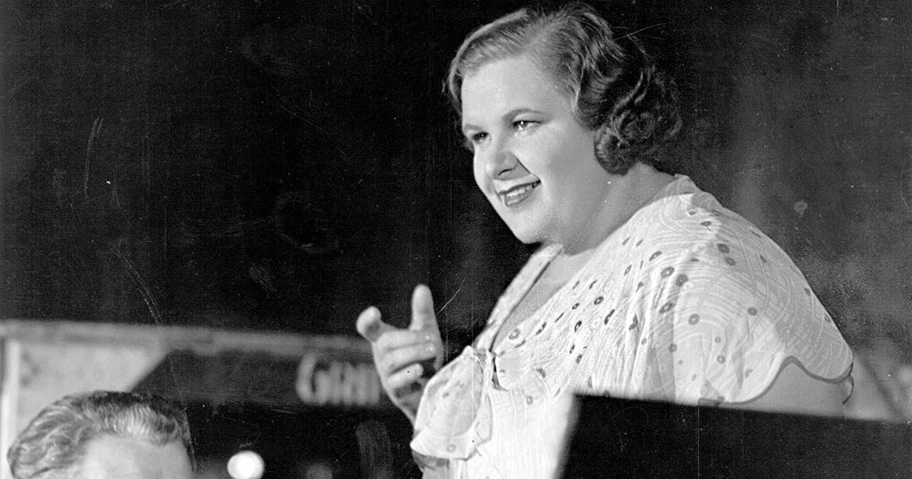 Yankees Silence Singer Kate Smith Recording While Investigating Racism ...