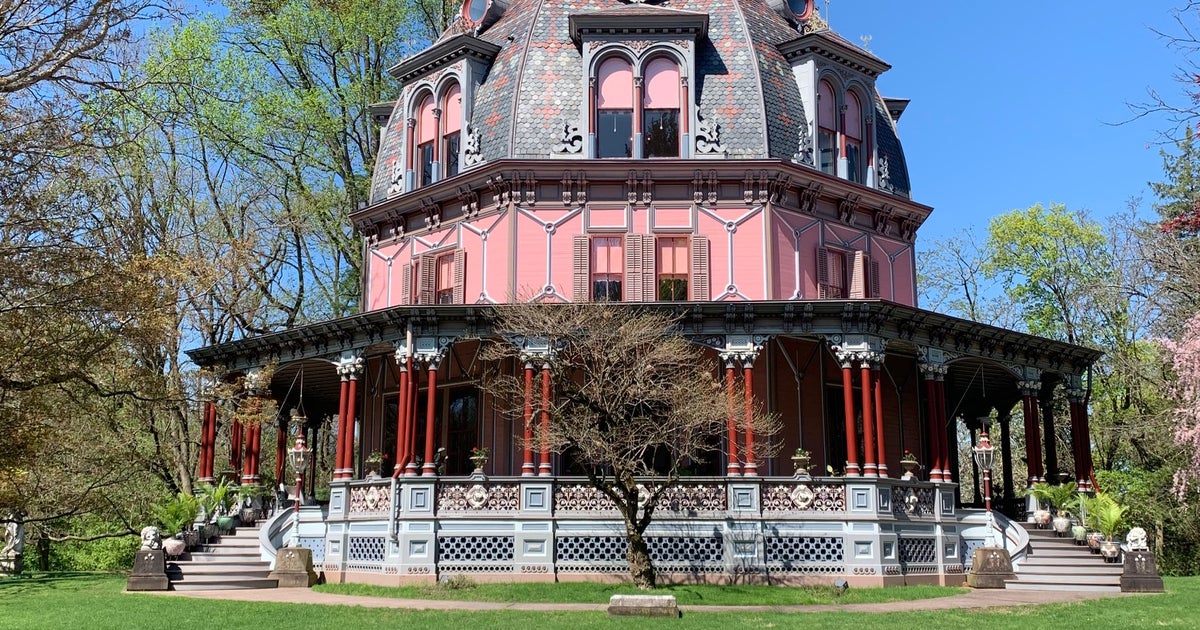 Visiting The Armour-Stiner (Octagon) House