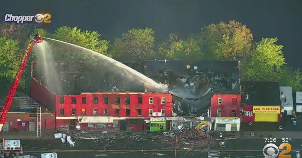 Early-Morning Fire Causes Roof To Collapse In Paterson, N.J. - CBS New York