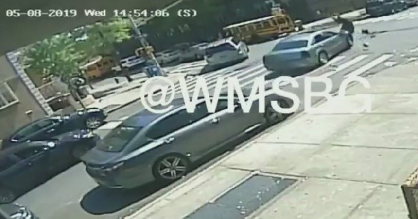 Woman Survives Dramatic Hit And Run Crash In Brooklyn Cbs New York