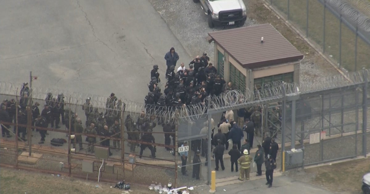 Jury Acquits Inmate Accused Of Leading Riot That Led To Hostage ...