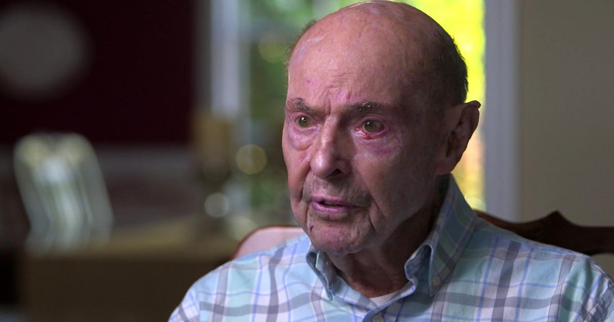 D-Day hero Ray Lambert recounts horror of Normandy invasion - CBS News
