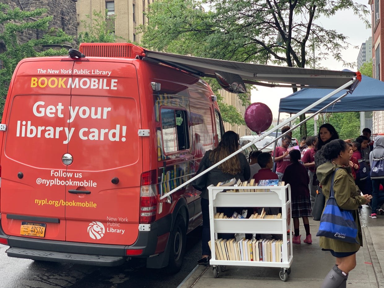 New York Public Library's Bookmobile Returns: First Stop, The Bronx ...