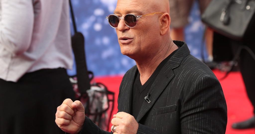 'I'm Really Comfortable With Discomfort': Howie Mandel Talks Comedy ...
