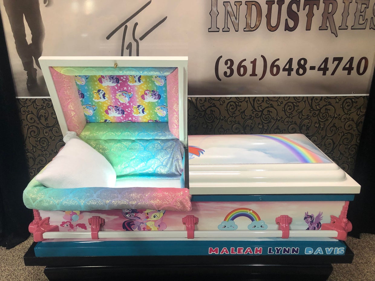 Maleah Davis funeral: "My Little Pony" decorated casket donated for 4 ...