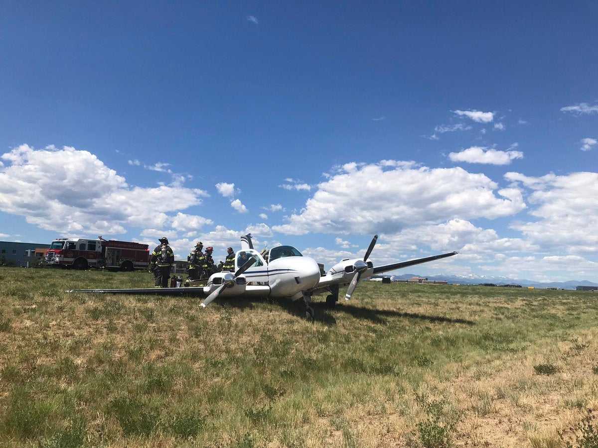 Pilot Unhurt As Plane Slides Off Runway At Centennial Airport - CBS ...