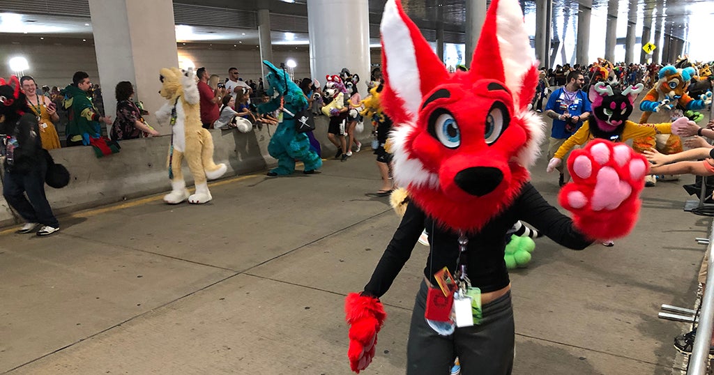 Anthrocon Kicks Off With Fursuit Parade And Special Starbucks Drink ...