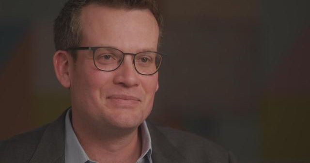 Author John Green: Reaching young adults and dealing with mental ...