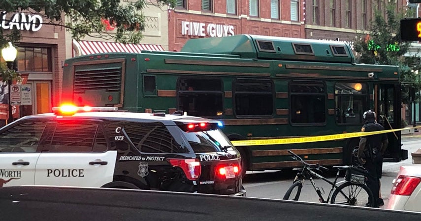 2 People Struck By Trolley In Downtown Fort Worth - CBS Texas