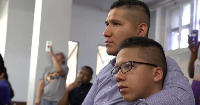 Immigrant Families Worried About Potential Ice Raids Cbs News