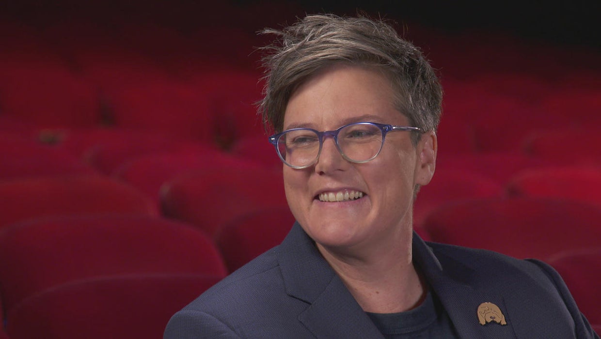 Hannah Gadsby: There is life after trauma - CBS News