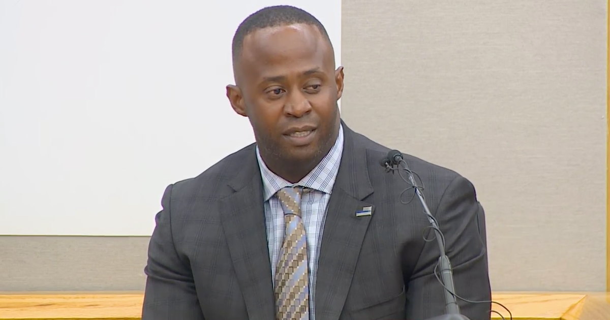 Former Mesquite Officer Derick Wiley Testifies In Retrial For Shooting ...