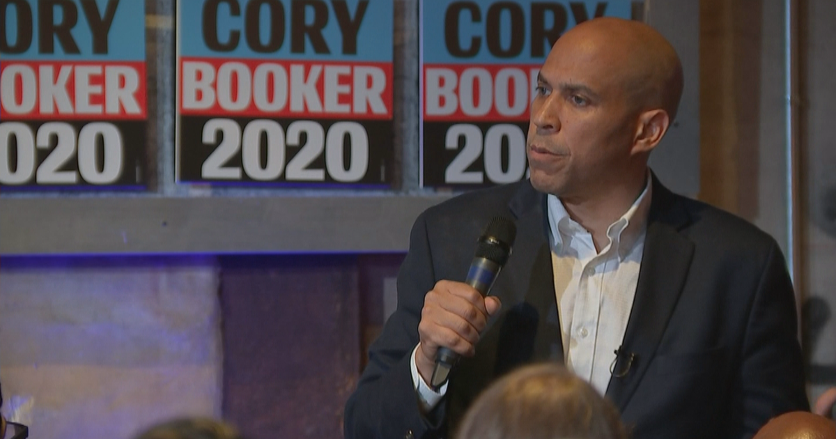 Democratic Candidate Cory Booker Tackles Gun Violence, White ...