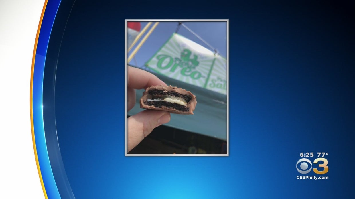 Pennsylvania Candy Shop Selling Pickle-Filled Oreo Cookies Dipped In ...