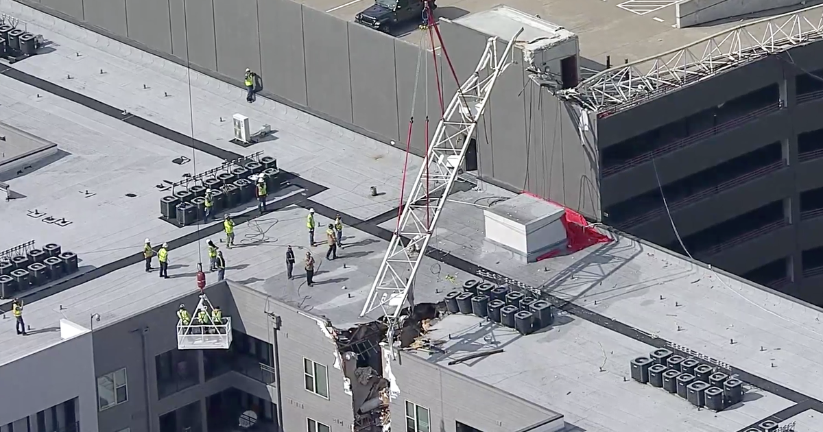 Crane Being Removed More Than 2 Months After Collapse Onto Dallas ...