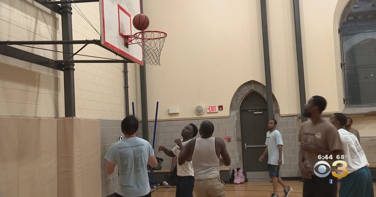 'Hoops 4 Hope': Philadelphia Basketball League For Homeless Men ...