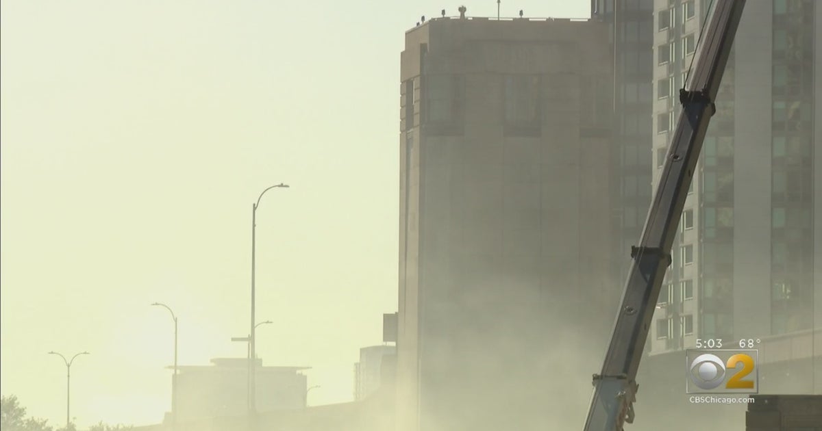 Smoke Along The Water; Fire Under Lake Shore Drive Shuts Down Traffic ...