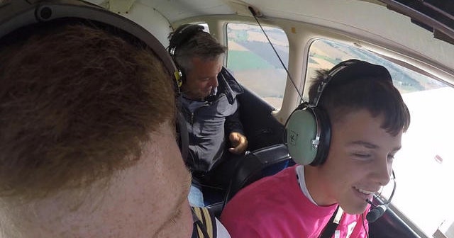 Blind teen flies plane with the help of Britain's Royal Air Force - CBS ...