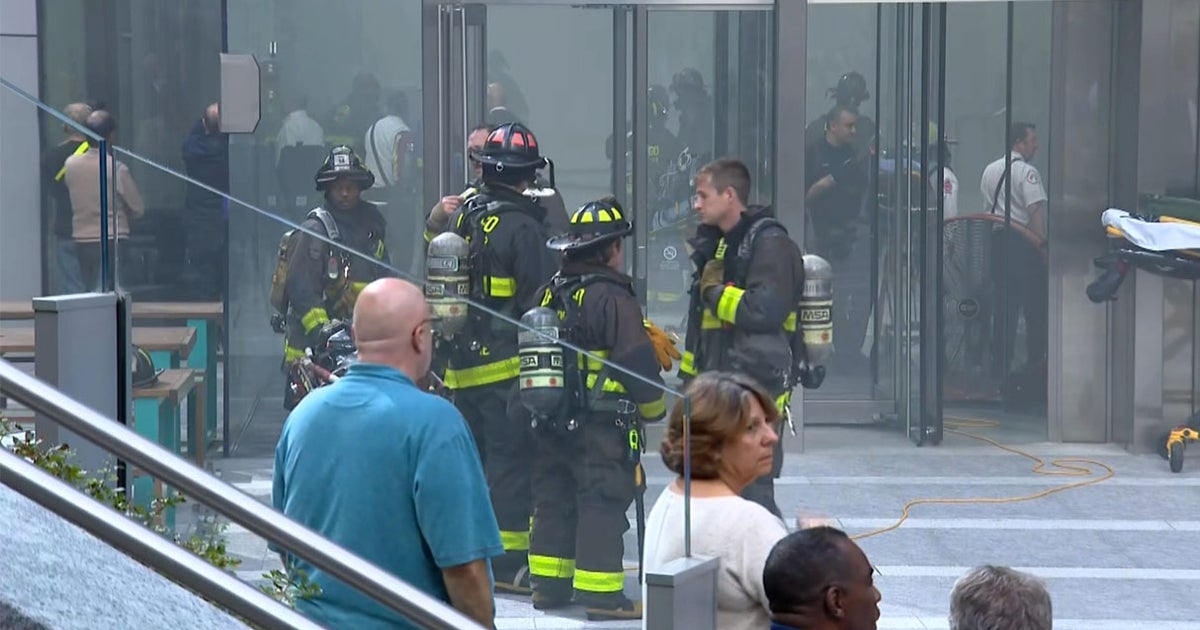 Fire Starts In Starbucks, Sends Smoke Through Riverside Plaza High-Rise ...