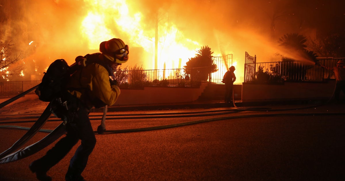 Saddle Ridge Fire 33 Percent Contained, Damages Or Destroys At Least 32 ...