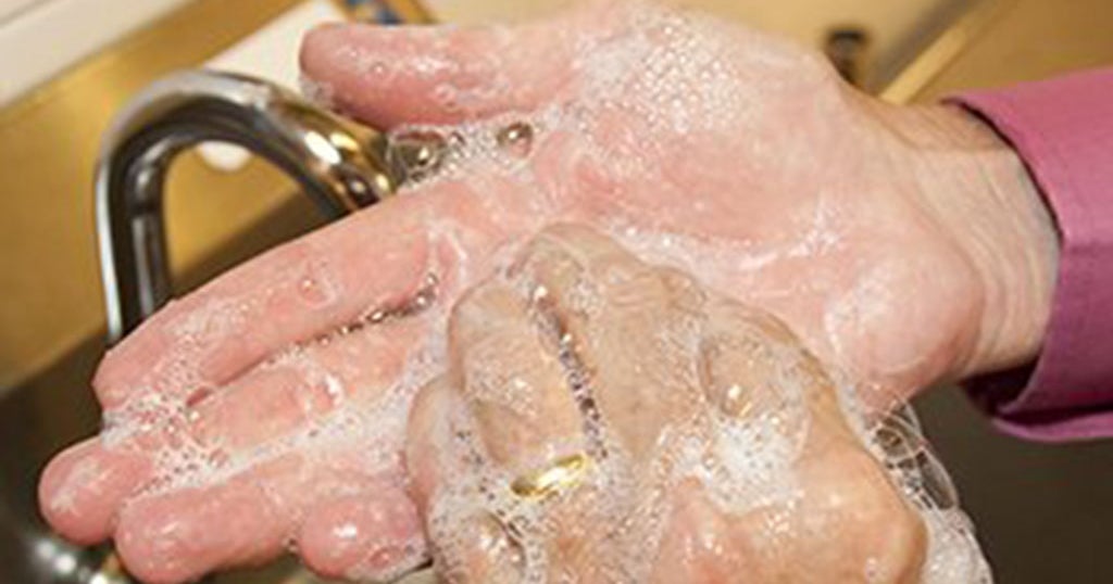 Washing Your Hands Is The Best Way To Stop The E. Coli Superbug ...