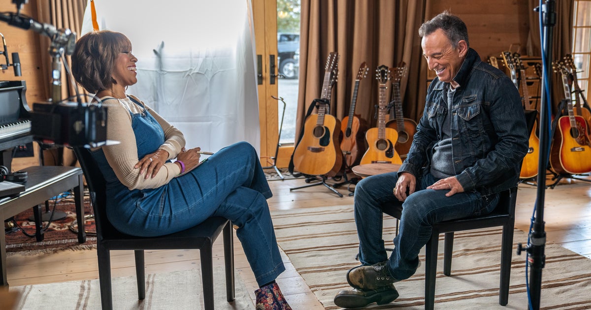 Bruce Springsteen still finds performing therapeutic - CBS News