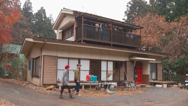 One shrinking Japanese town's plan: Give away houses for free - CBS News