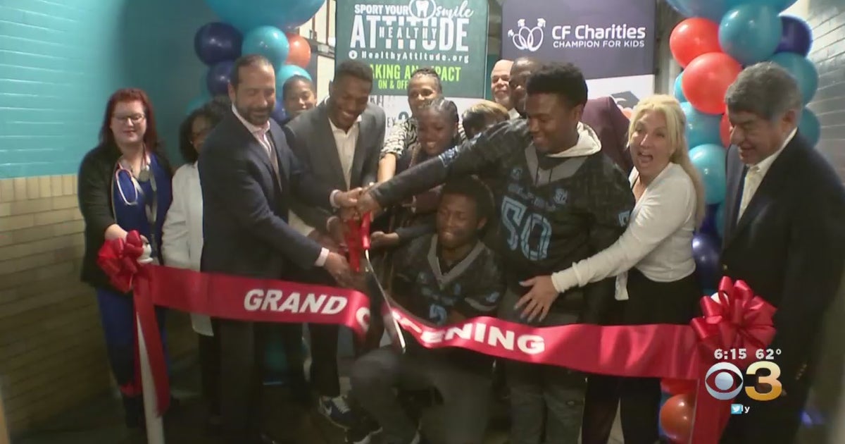 Eagles' Rodney McLeod Cuts Ribbon On First-Of-Its-Kind Health And ...