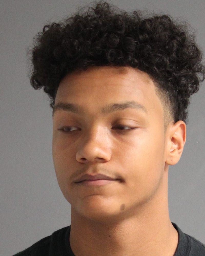 Three Teens Charged In Alleged Attempted Robbery In Pasadena - CBS ...