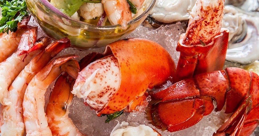 Craving Seafood? Delve Into Arlington's Top 4 Spots - CBS Texas
