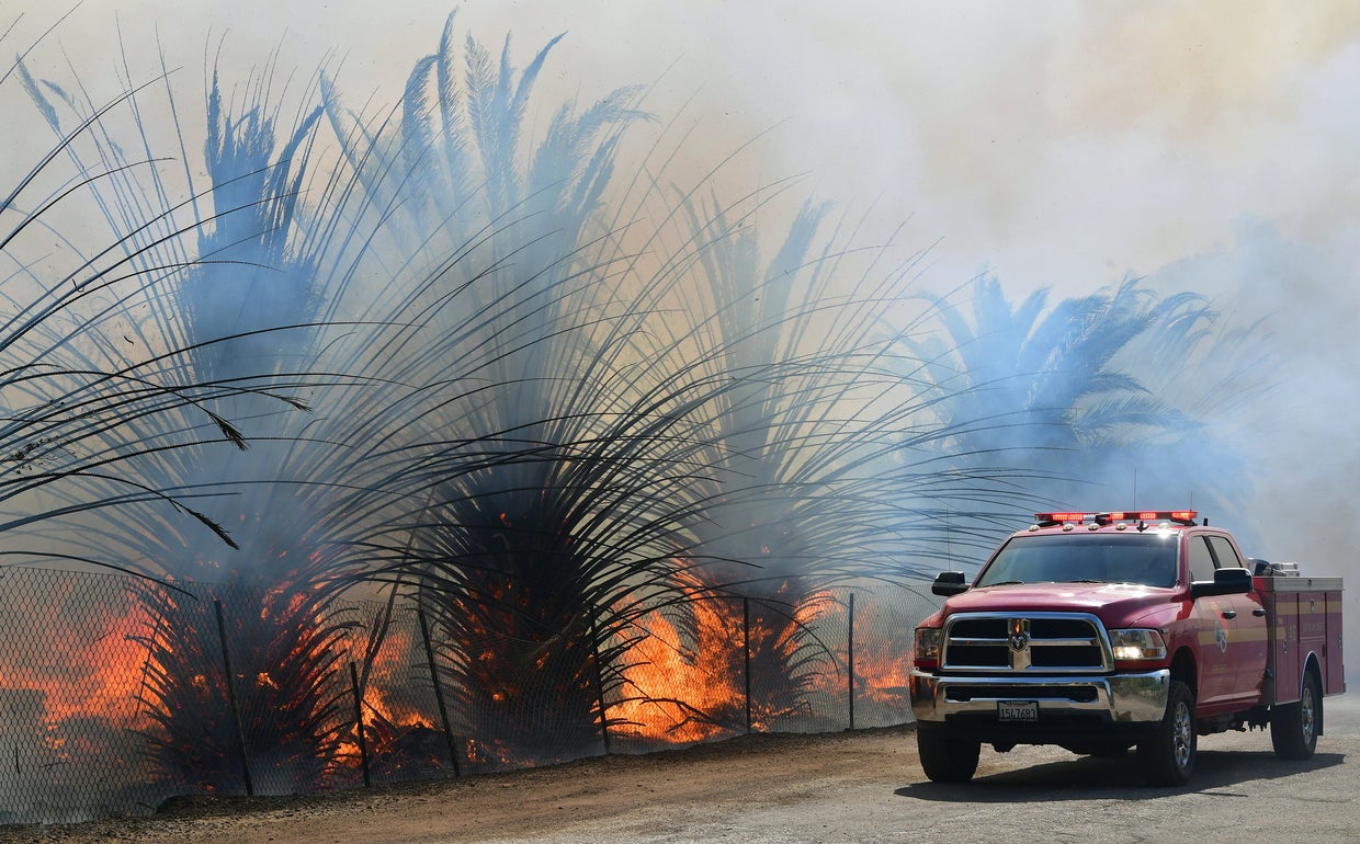 PHOTO GALLERY: Crews Battle Easy Fire In Simi Valley