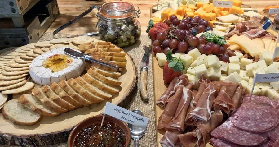 Denver's Clayton Neighborhood Offers Up Diverse & Tasty Fare - CBS Colorado