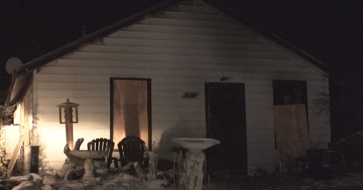 Denver Family Escapes Burning Home Just After Midnight - CBS Colorado