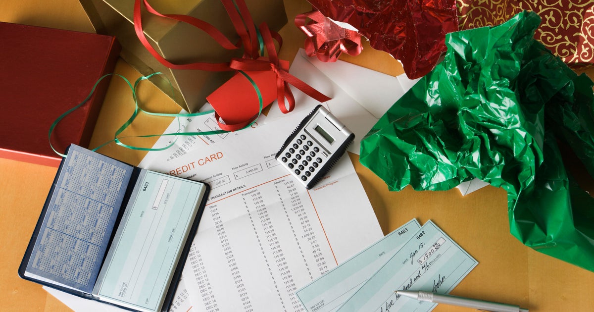 How to avoid piling up debt during the holidays - CBS News