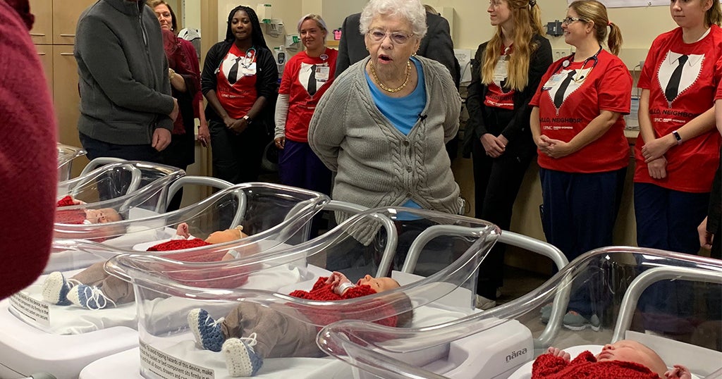 Pittsburghers Celebrate World Kindness Day By Honoring Mister Rogers ...