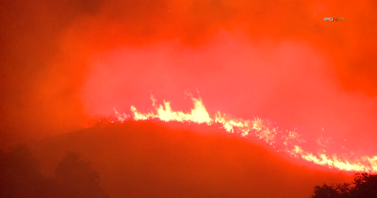 California "Cave Fire" explodes in mountains above Santa Barbara and ...