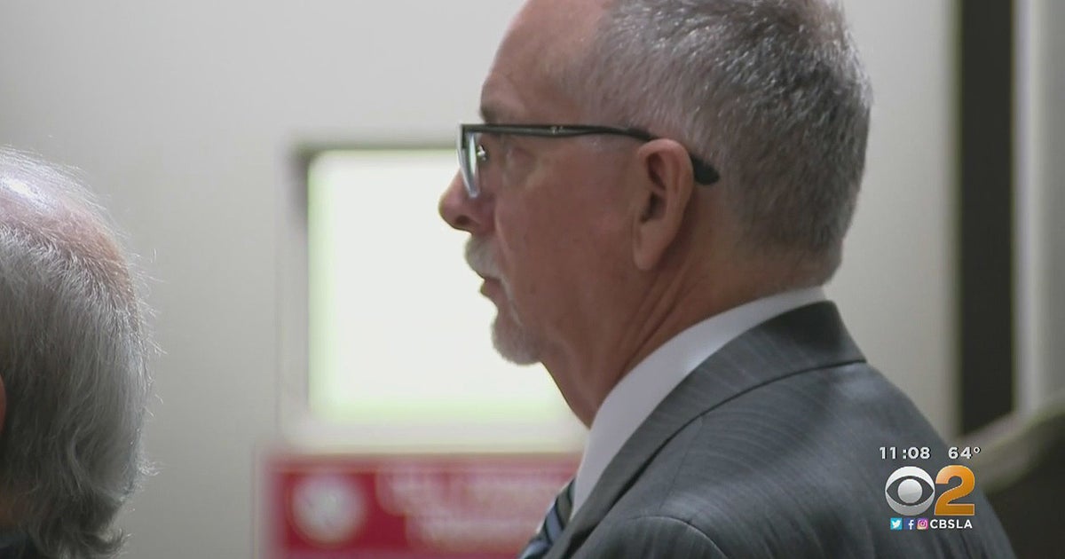 Dr James Heaps Former Ucla Gynecologist Taken Into Custody On Bail