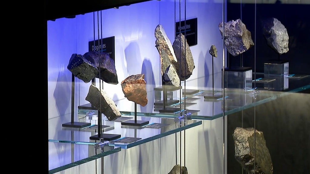 Maine Museum With World-Class Meteorite Collection Now Open To The ...