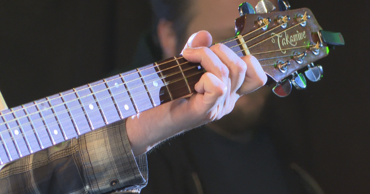 Friends Raise Money For Matt Charles Who Lost Home In Fire - CBS Colorado