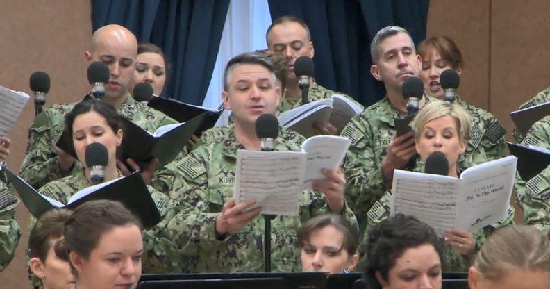U.S. Navy Band reveals the hard work behind their holiday concert - CBS ...