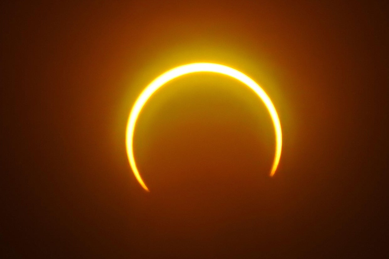 Solar eclipse: "Ring of fire" annular solar eclipse captured in ...
