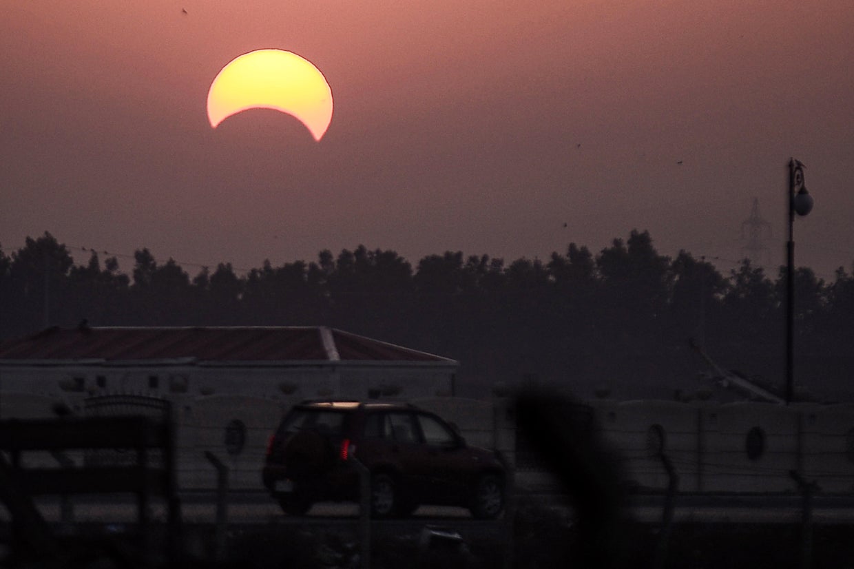 Solar eclipse: "Ring of fire" annular solar eclipse captured in ...