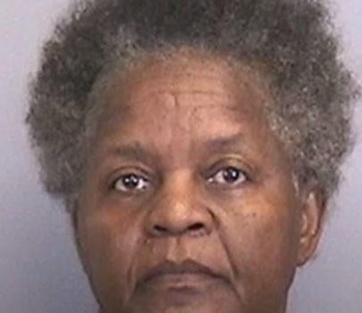 Elderly woman tased: Florida deputy tases Barbara Pinkney, 70, three ...