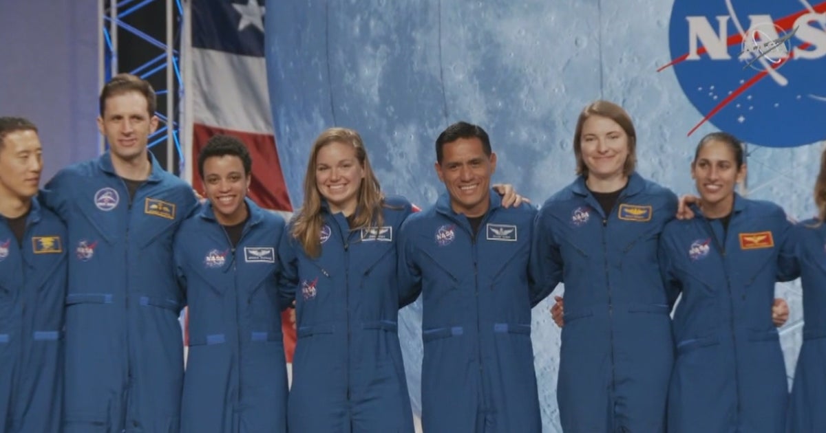 2 Coloradans Graduate From NASA's Artemis Program For Moon, Mars ...