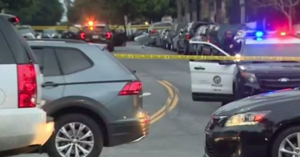 Passenger's Leg Severed During Koreatown Chase, Crash - CBS Los Angeles Passenger's Leg Severed During Koreatown Chase, Crash - CBS Los Angeles