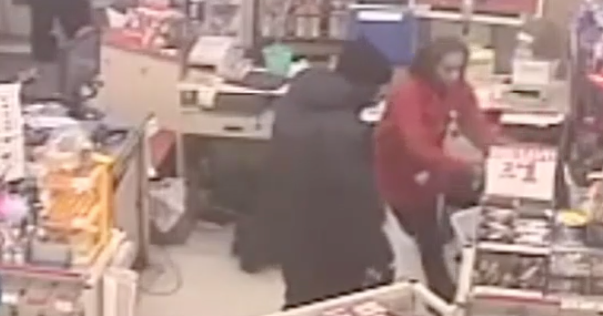 VIDEO: Police Need Your Help Identifying 2 Suspects Involved In Robbery ...