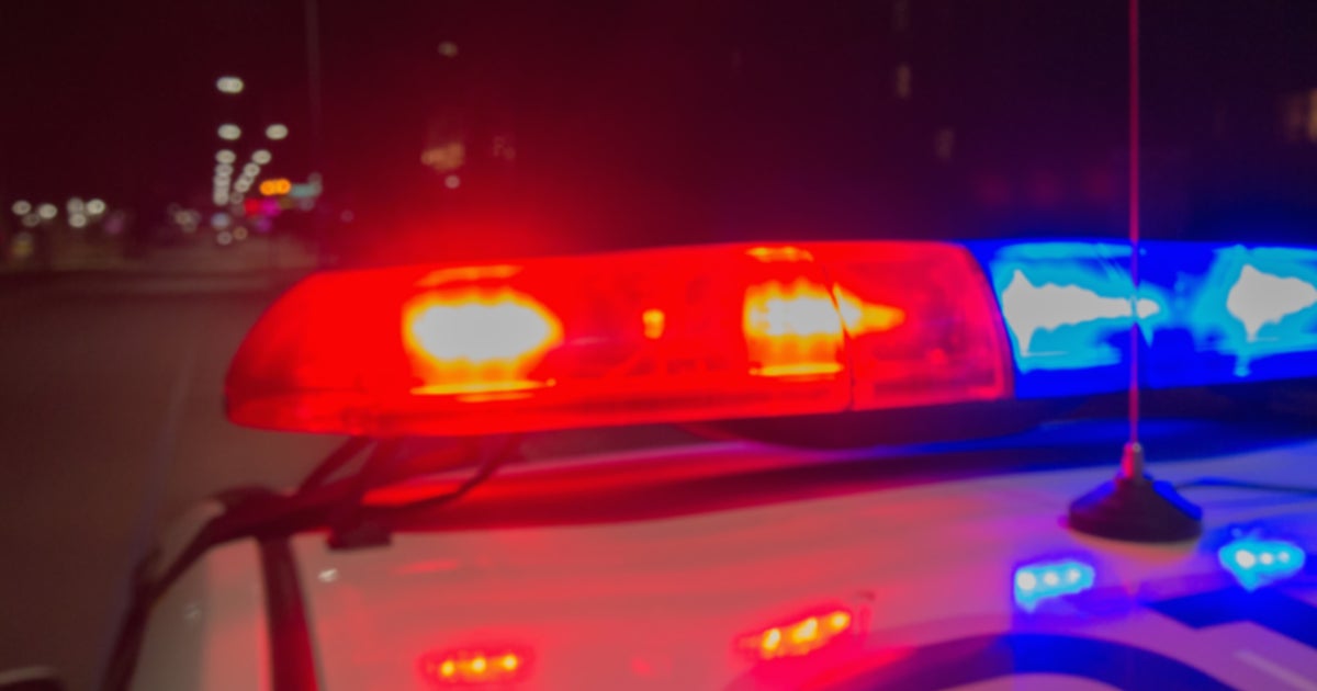 4 Dead After Driver Crashes Into Tree In Tracy, CHP Says - CBS Sacramento