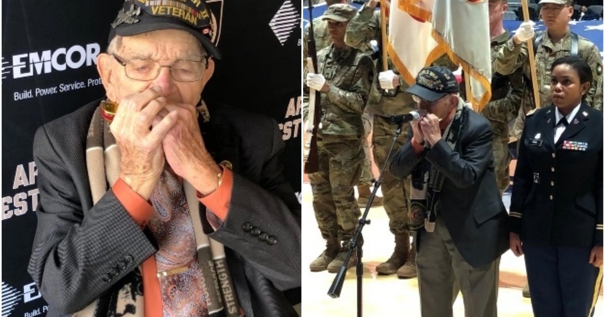 "Harmonica Pete": WWII veteran plays "Star Spangled Banner" on ...