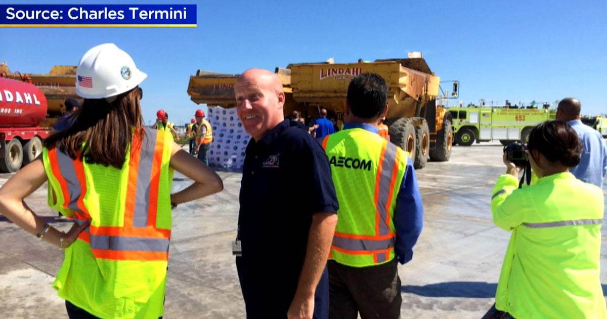 Former Chicago Deputy Aviation Commissioner William Helm Charged With ...